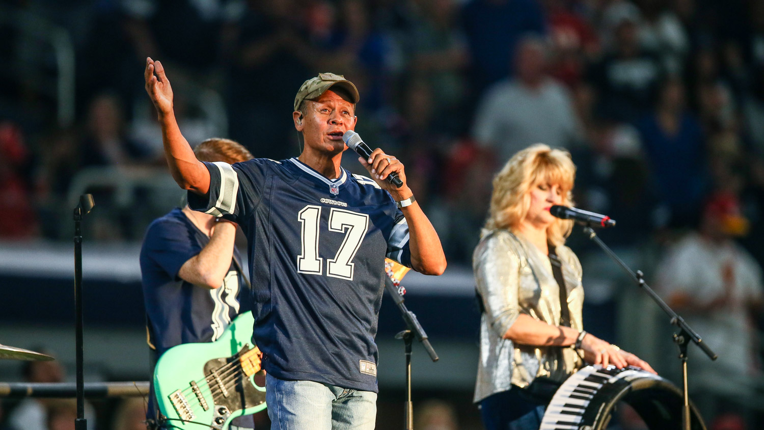 Neil McCoy live at AT&T Stadium 2017 – KC Concerts